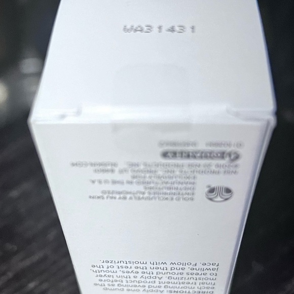 NuSkin | Skincare | Nuskin Ageloc Tru Face Essence Ultra Firming Serum ...